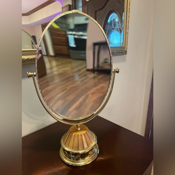 Makeup | Vintage Ornate Gold Tilting Vanity Stand Mirror Swivel ...
